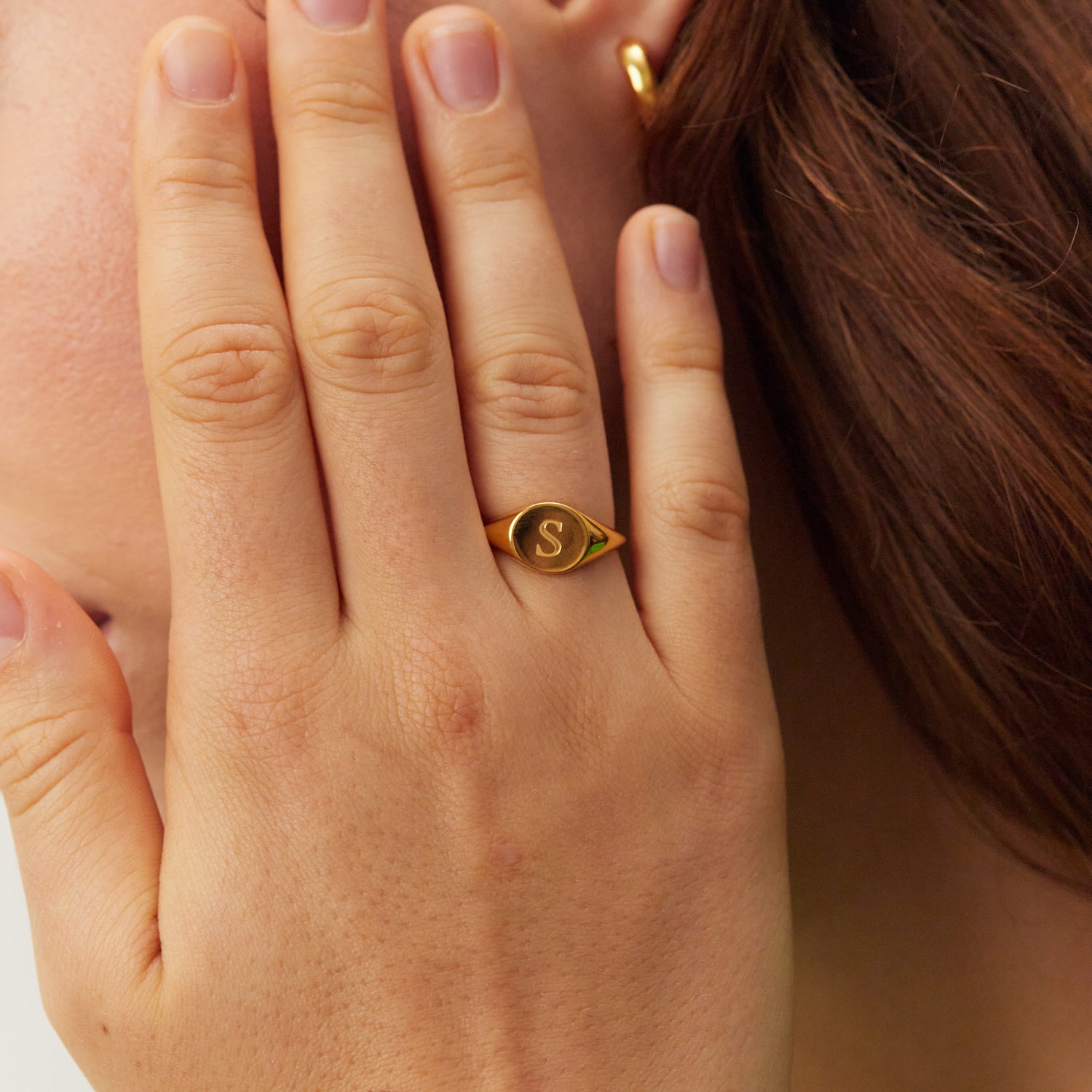 Gold signet pinky ring store